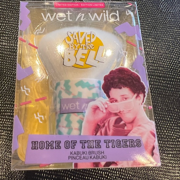 wet n wild | Makeup | Wet N Wild Saved By The Bell Kabuki Brush | Poshmark